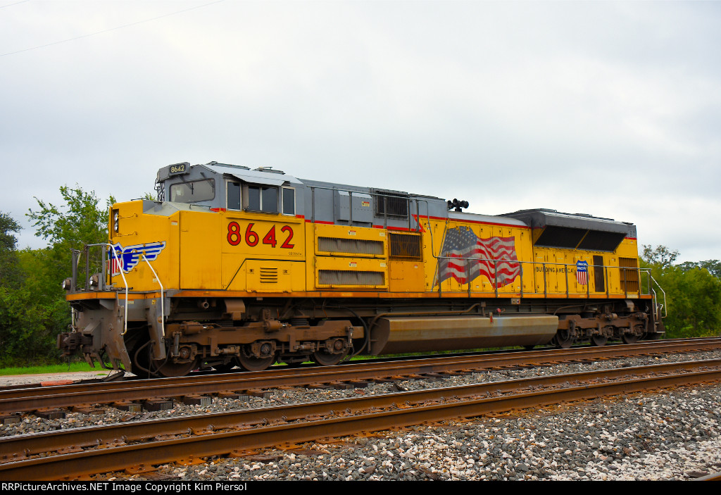 UP 8642 Front End and Stair Damage